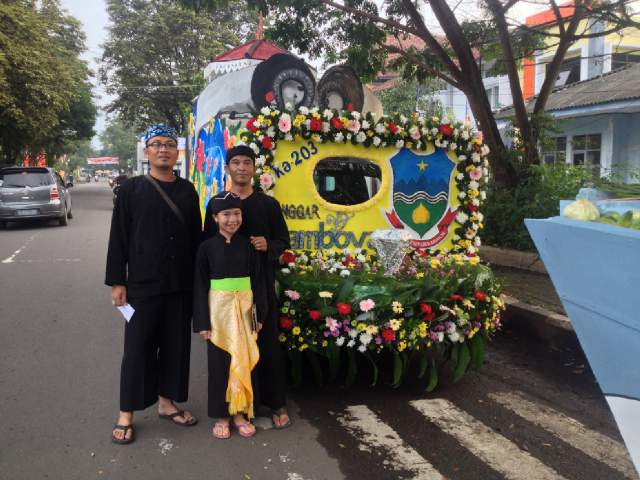 BUNGA PAPAN BEKASI: DEKORASI MOBIL KARNAVAL