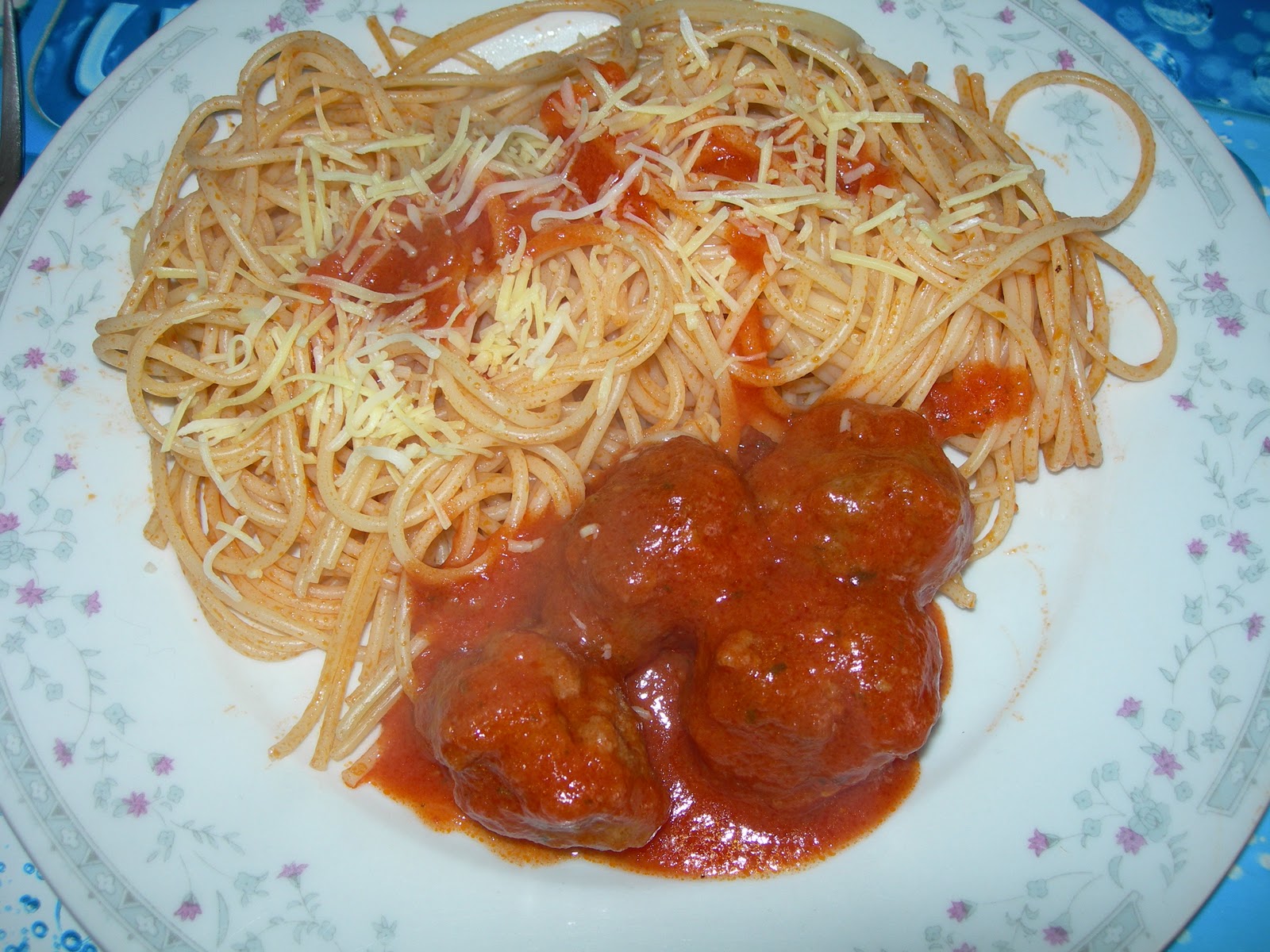 Ven a mi cocina: SPAGHETTI CON ALBÓNDIGAS EN SALSA BARBACOA