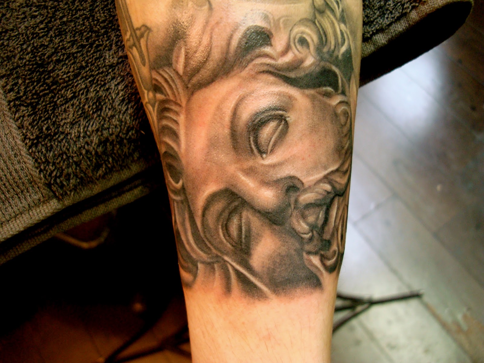 Welcome to Krazy-K Tattoo Blog: 2 Longinus...