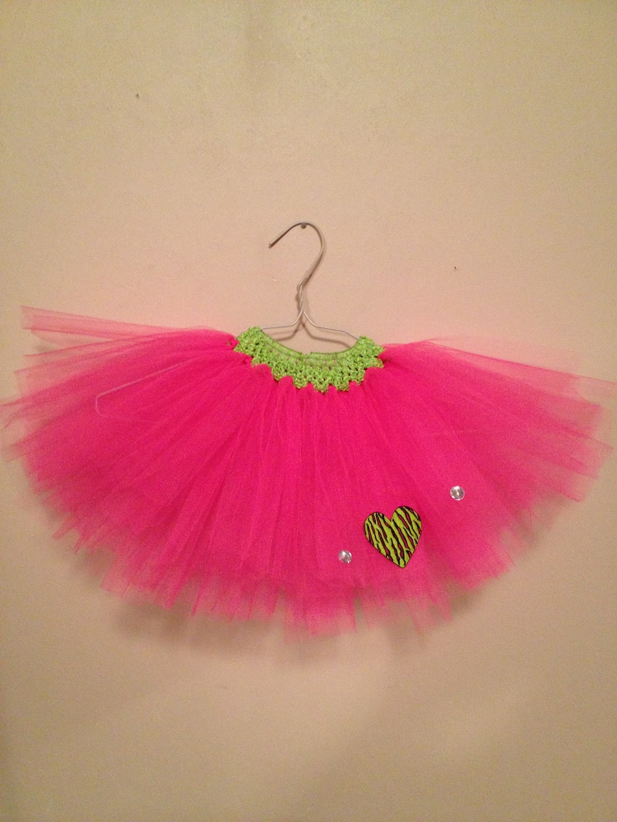 Pretty Pink Tutus: Pink and Lime Green "Heart of the Tutu"