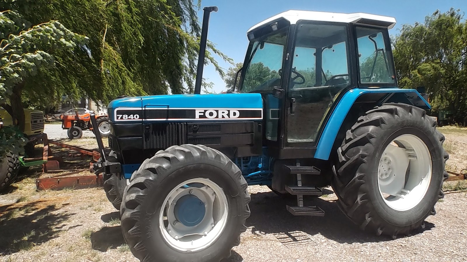 MAQUINARIA AGRICOLA INDUSTRIAL: Tractor Ford 7840 4x4 110hp 1991-1996 ...