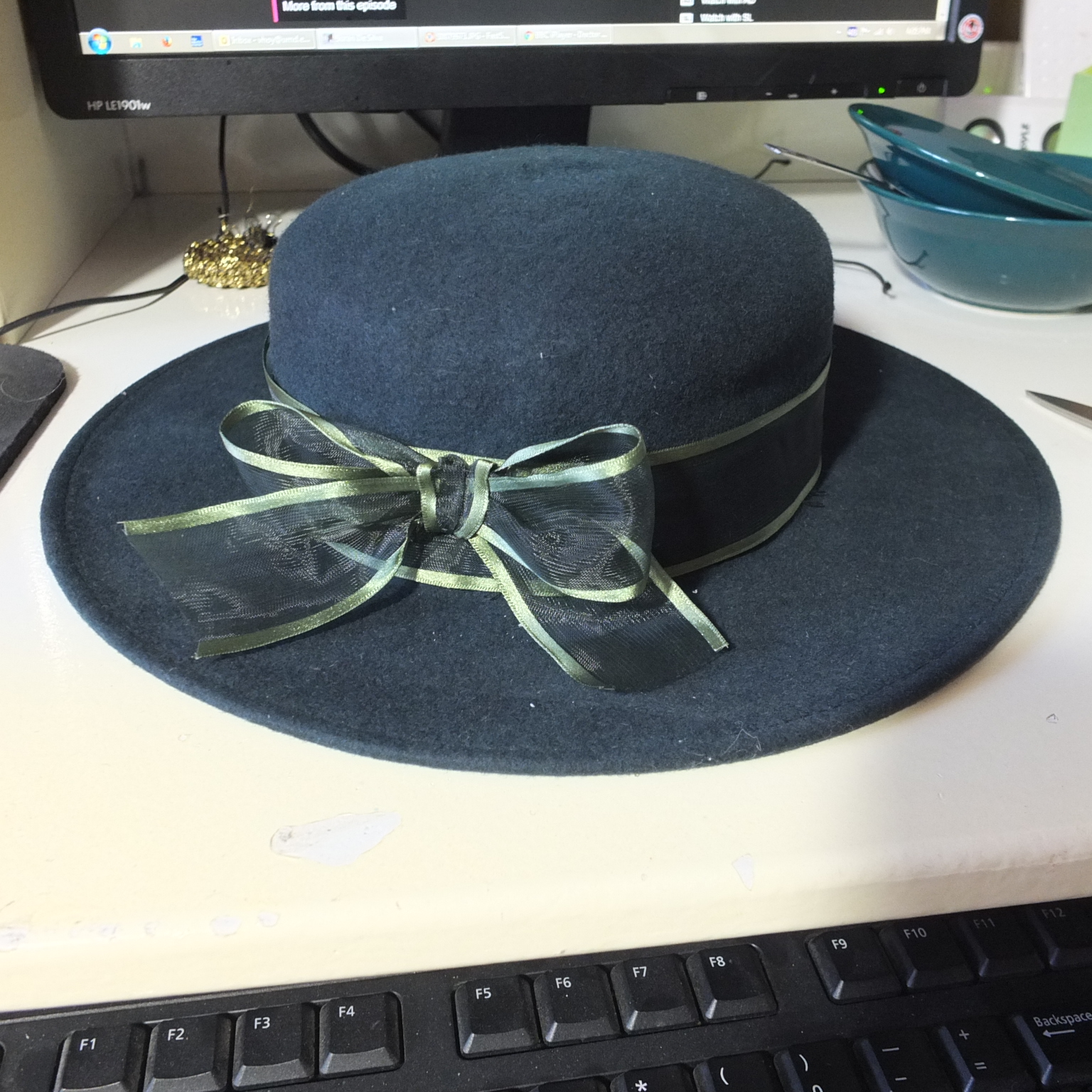 Refashion Co-op: Hat Tricks