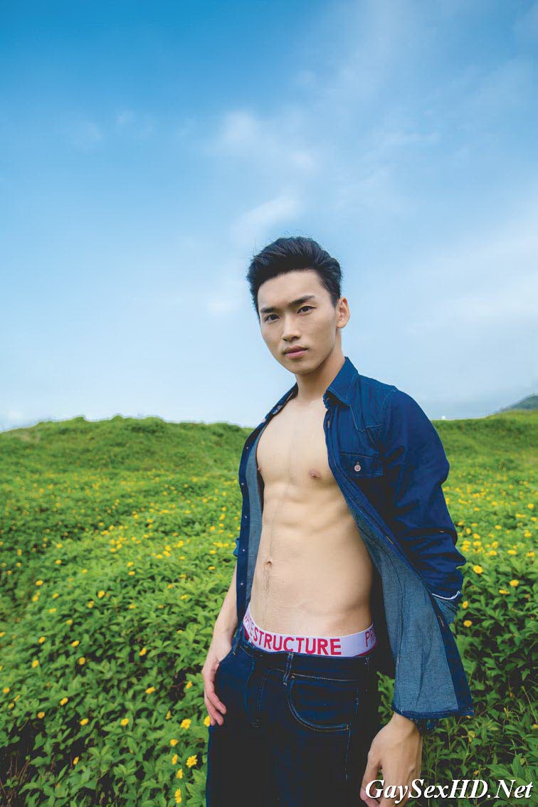 HOT MALE MODELS: Blue Photo Magazine No.1