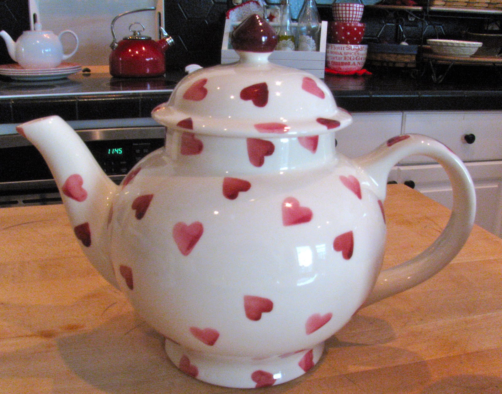 MAY DAYS: Valentine's Teapot