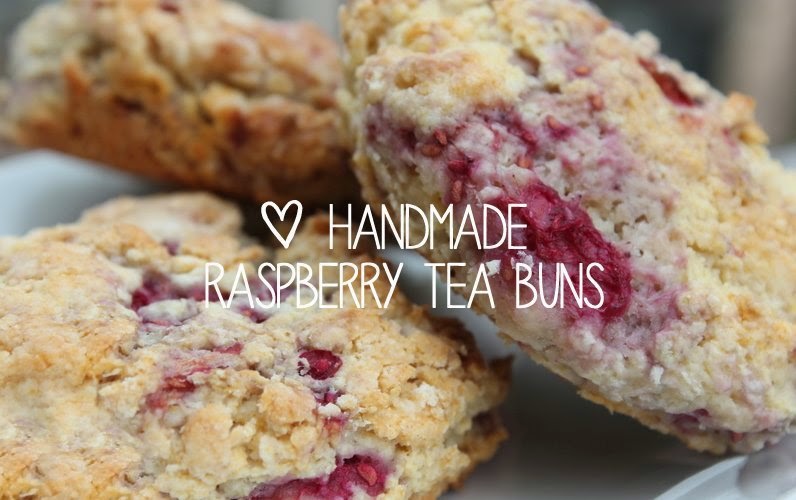 Recipe Rebels: HANDMADE RASPBERRY TEA BUNS