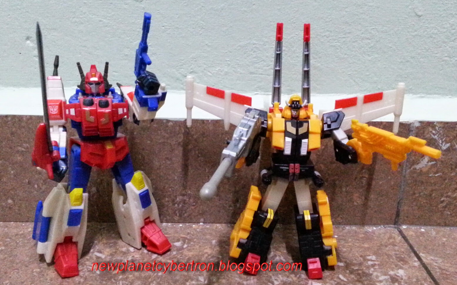 New Planet Cybertron: Transformers Review: Victory Saber (Robot Master)