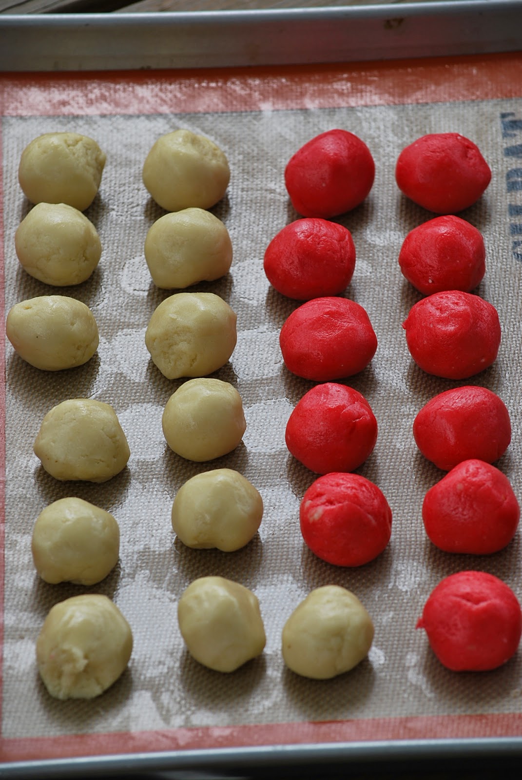 My story in recipes: Strawberry Swirl Cookies