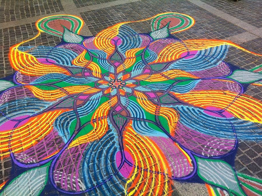 Geometric Sand Paintings by Joe Mangrum