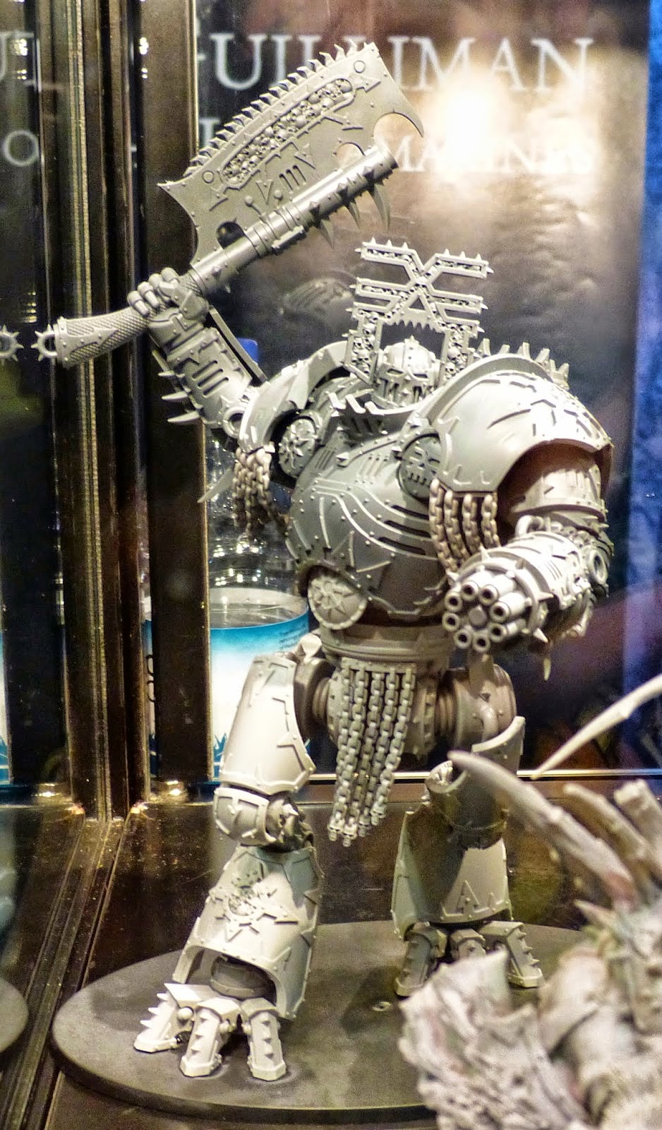 Bluewarp studios: Chaos Knight and Lord of Skulls with legs?