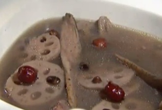 Mum's Yummy Recipe: Astragalus (Bei Qi) Lotus Soup