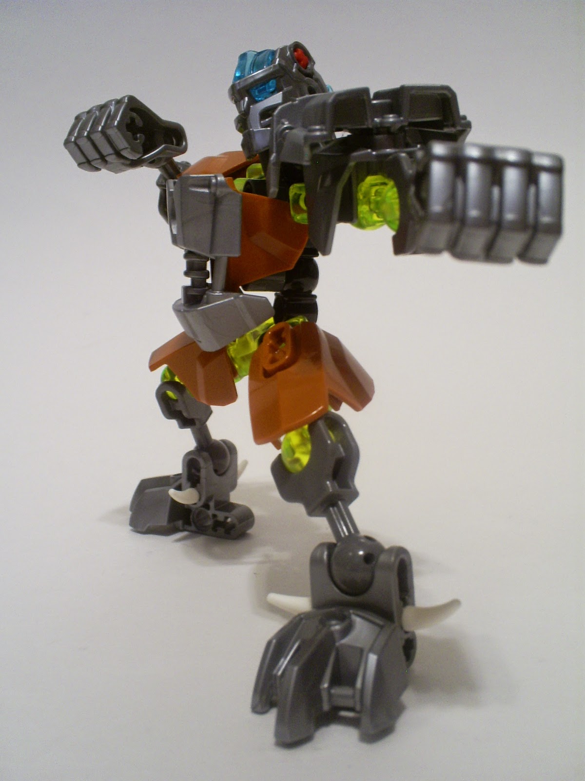 That Figures: REVIEW: LEGO Bionicle Protector of Stone