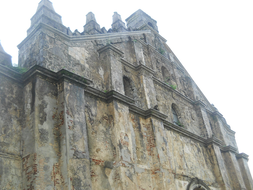 We Put Pictures Into Reality: Astonishing Paoay Church, a UNESCO World ...