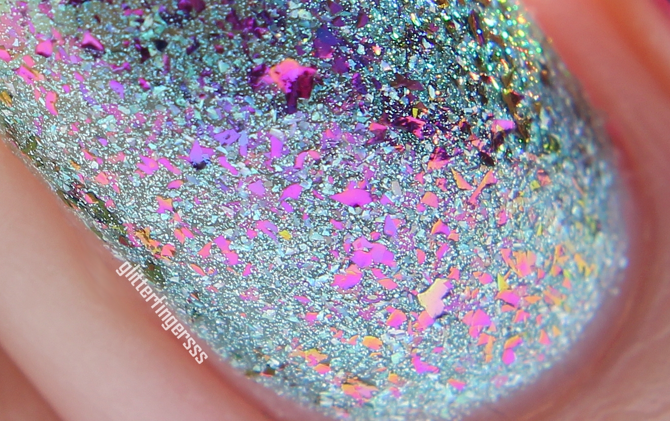 Layering with ILNP ~ Glitterfingersss in english