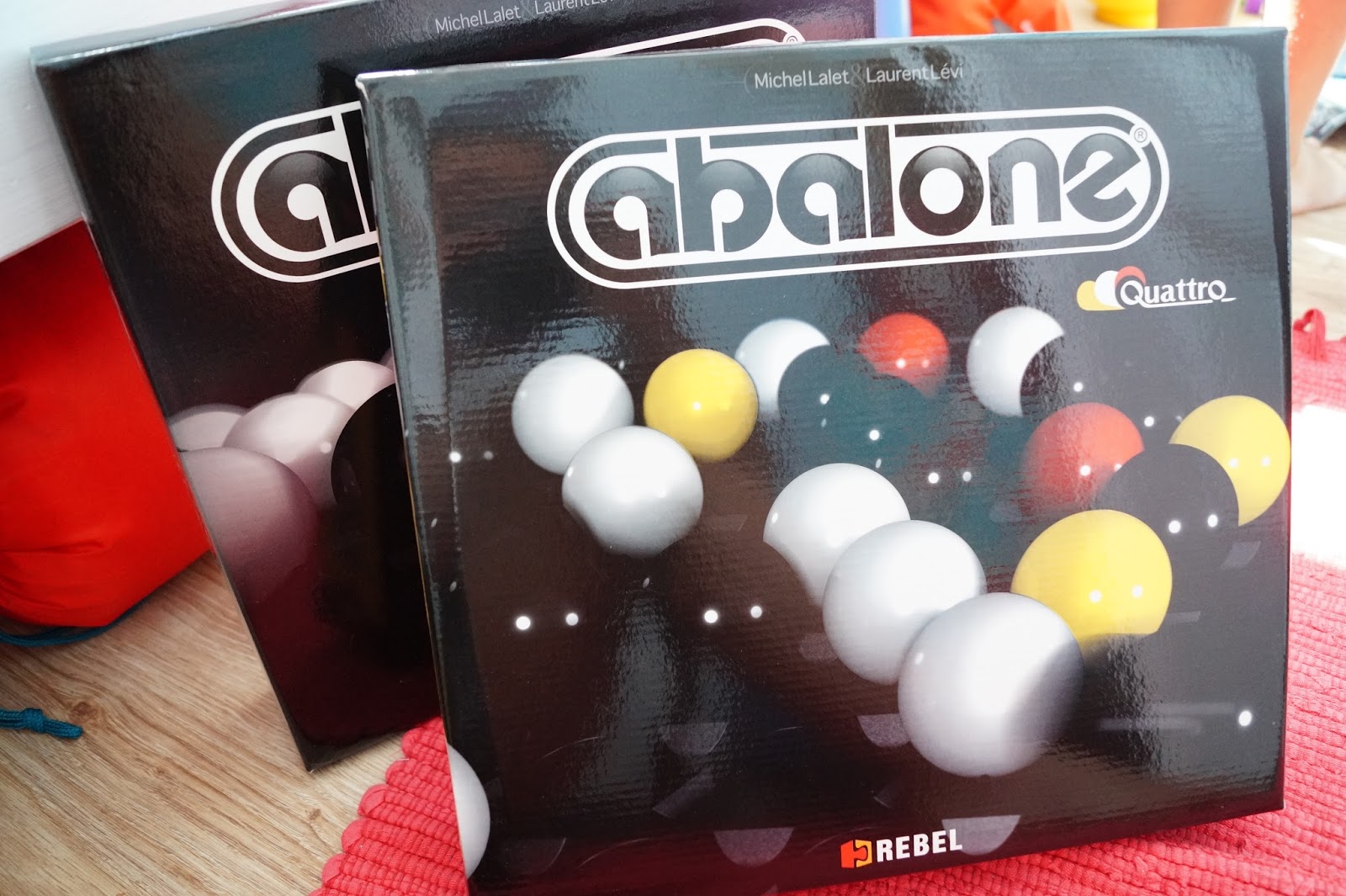 Domowy zakątek: Gra Abalone Quattro