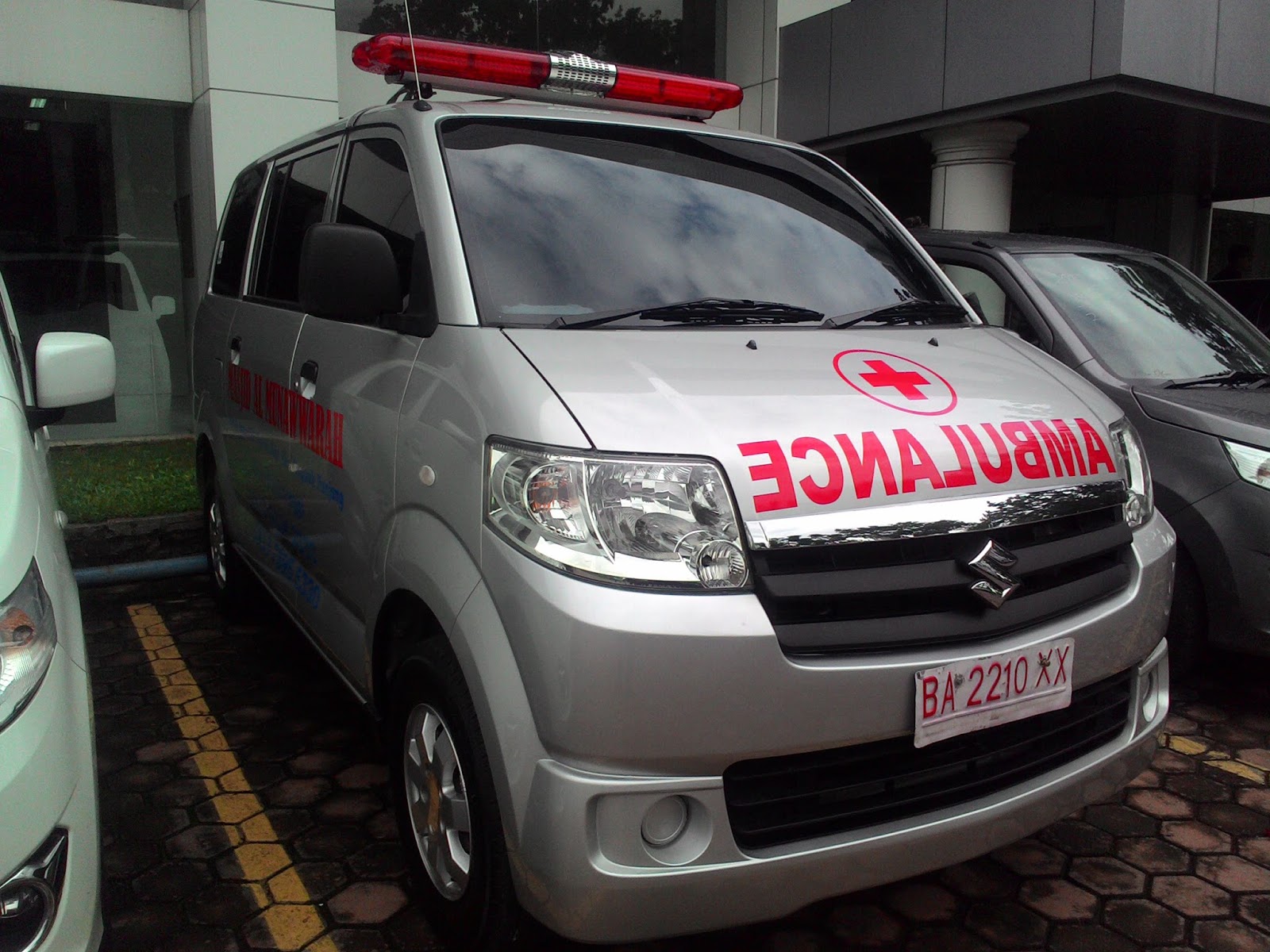 MOBIL SUZUKI PADANG: SUZUKI APV AMBULANCE PADANG