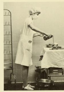 oldfoolrn: What Happened to Operating Room Sponge Racks?