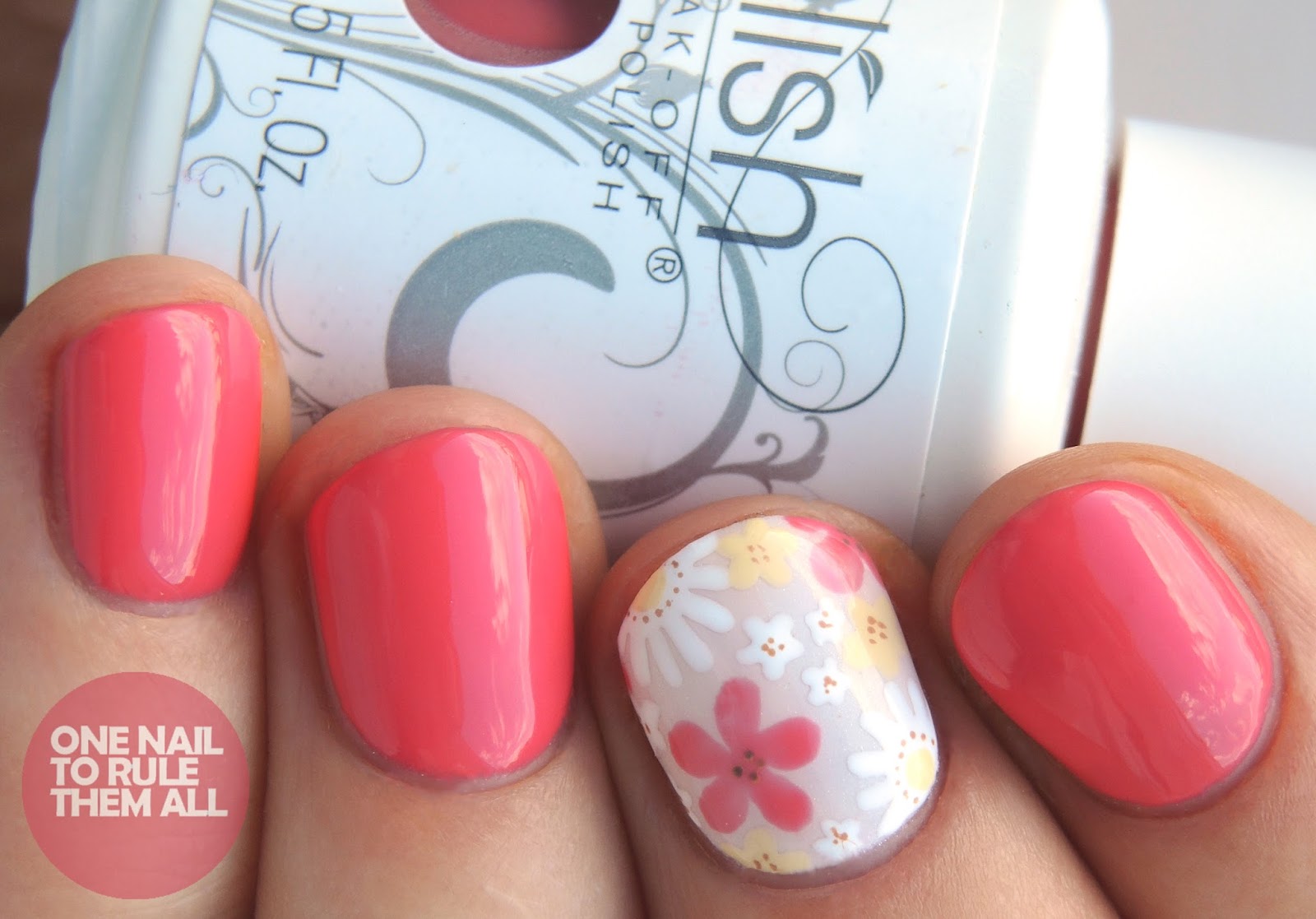 One Nail To Rule Them All: Detailed Gelish Florals