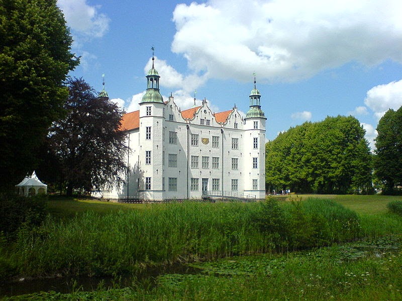 Schloss Ahrensburg | Global Tourism