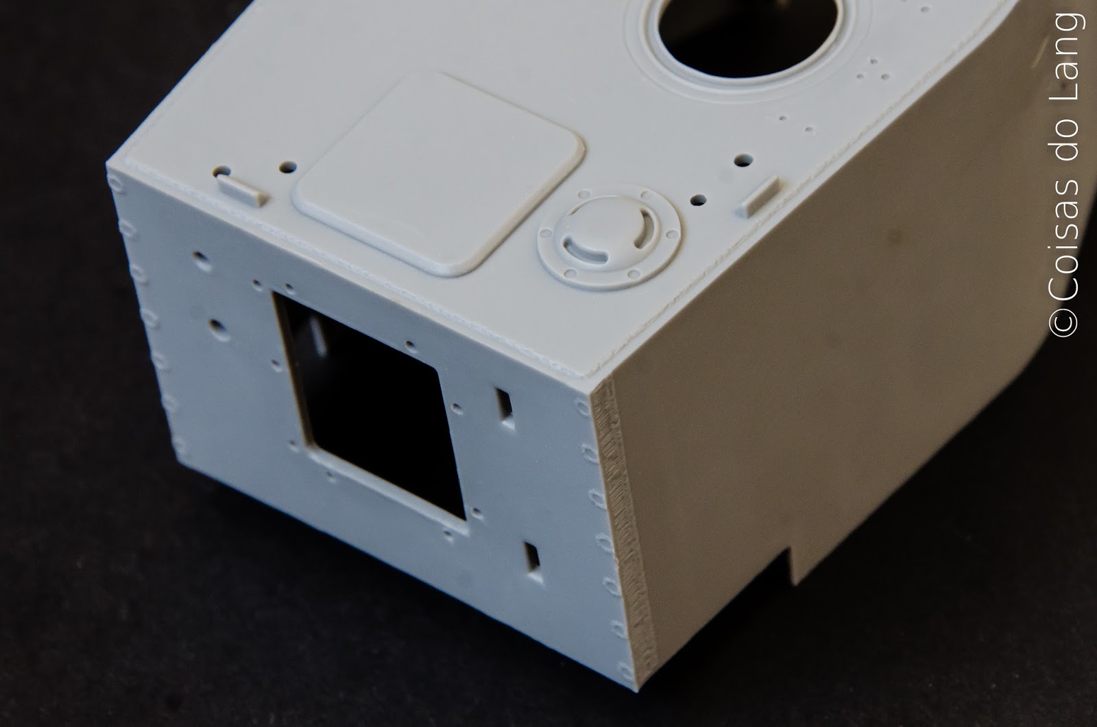 Review - Trumpeter 00312 - Russia KV-2 Tank