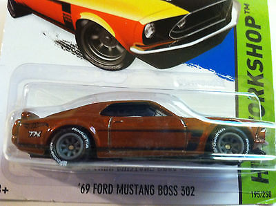 ข้อมูล 1:64 Hot Wheels 1969 Ford Mustang Boss 302