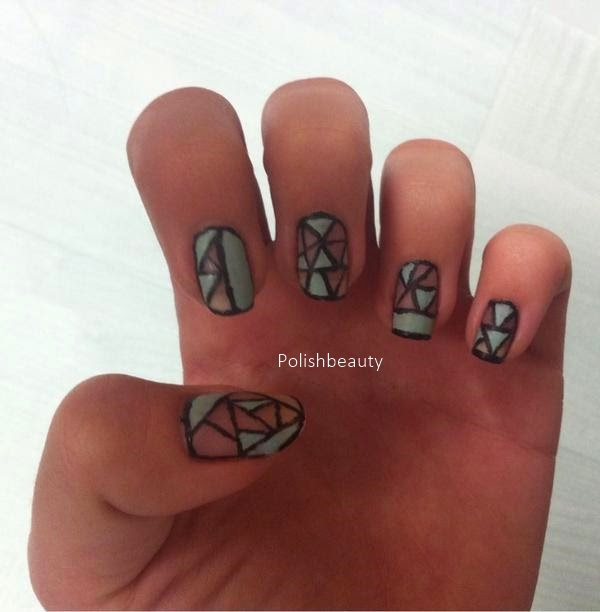 Polish Beauty : Cut Out nails