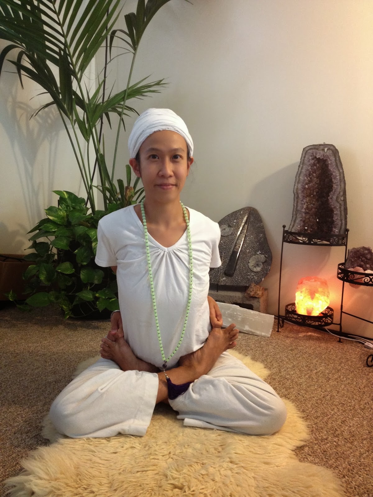 Yoga Phoenix: Bound Lotus --- Bind Yourself to Infinity with Haritej Kaur