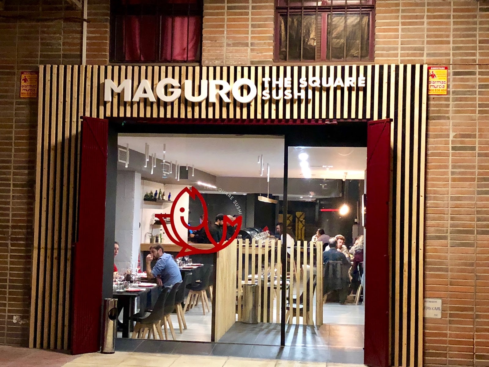 Maguro: The Square Sushi