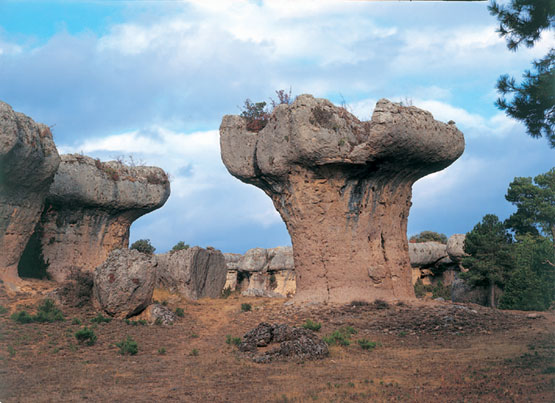 "GEOLOGIA": FORMACIONES KÁRSTICAS