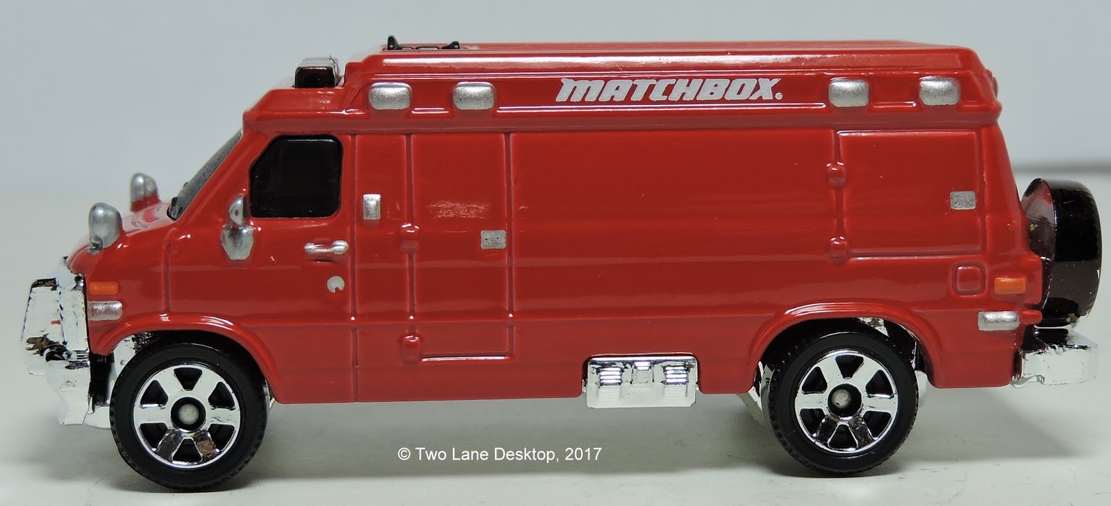 Matchbox Custom 1995 Chevrolet Van Ambulance