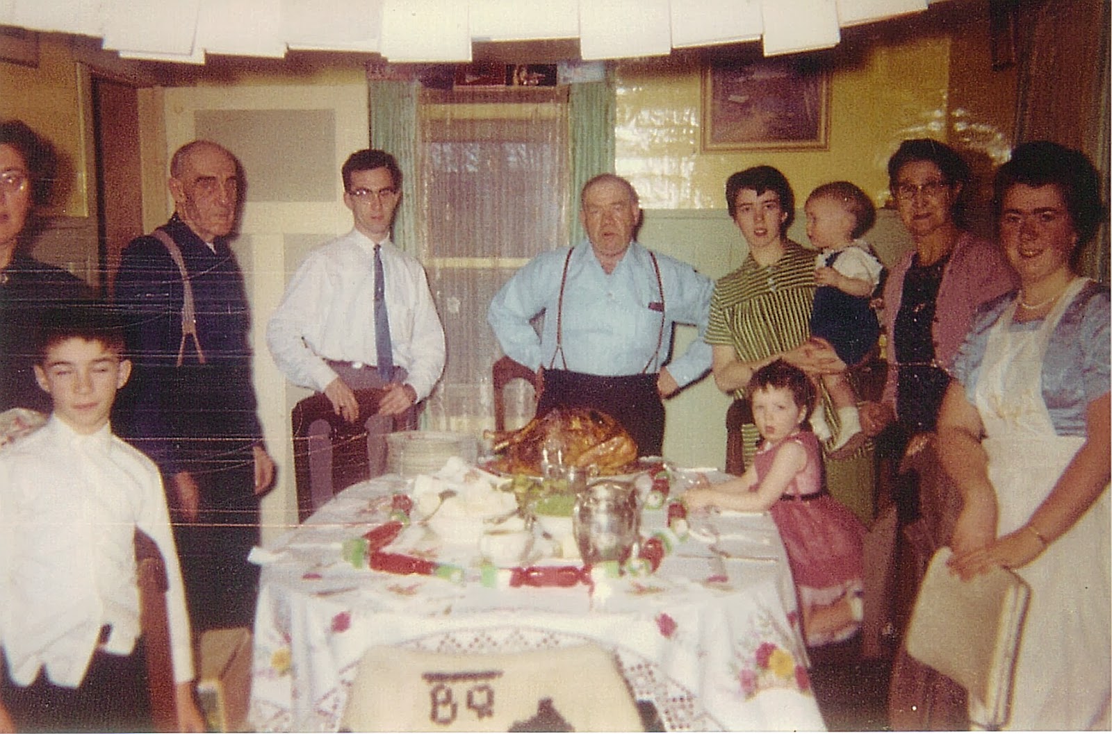 Ernie's Travels: Christmas Preparations