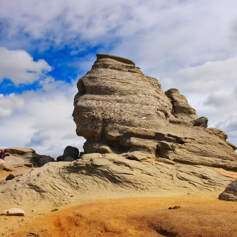 GEOGRAFILIA: Aspectul munților reflectat în toponime (oronime)