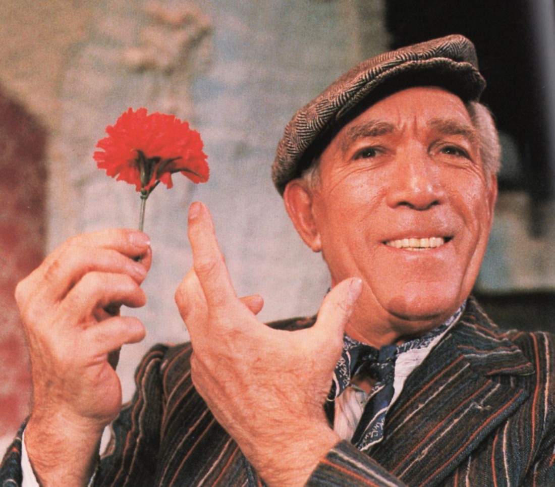 Anthony Quinn Photos