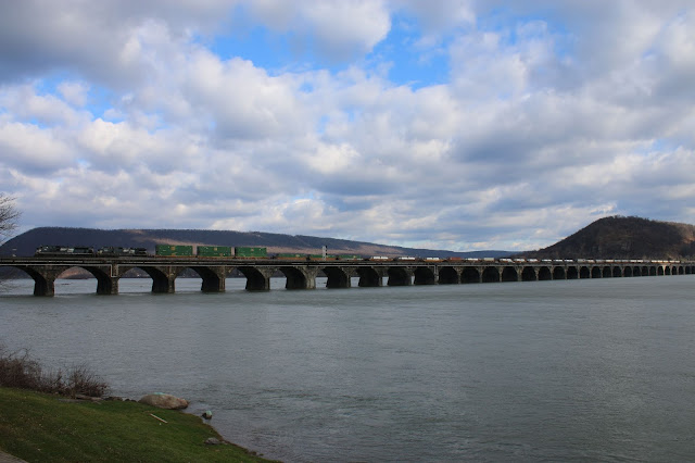 Bridgeview Bed & Breakfast & Rockville Bridge: Spending the Night at ...