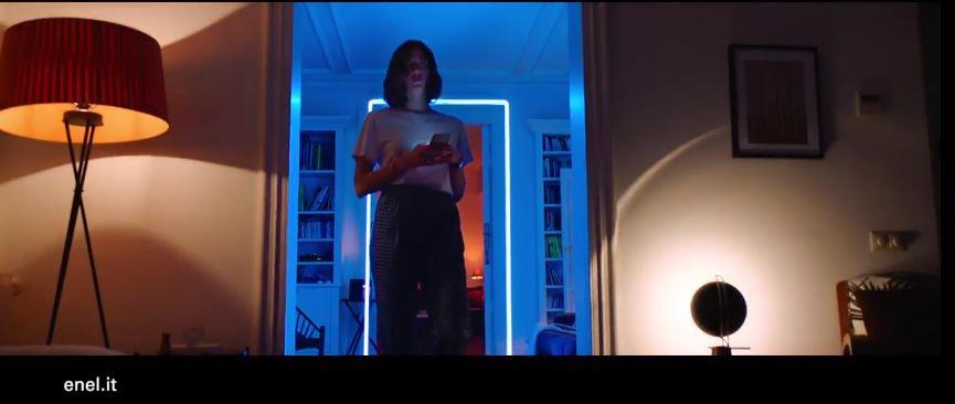 Pubblicità Enel Energia, Testimonial e Canzone | Spot con modelle e ...