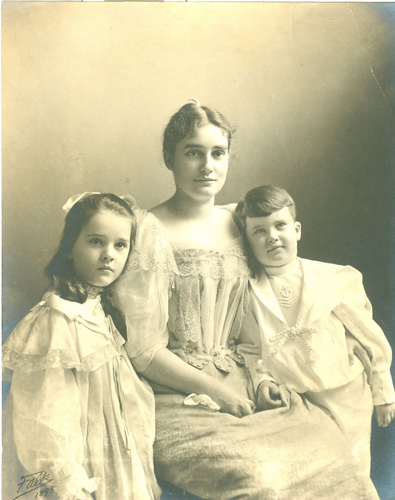 Leoma Lovegrove's Everyday Art Adventure : Celebrating local legend ...