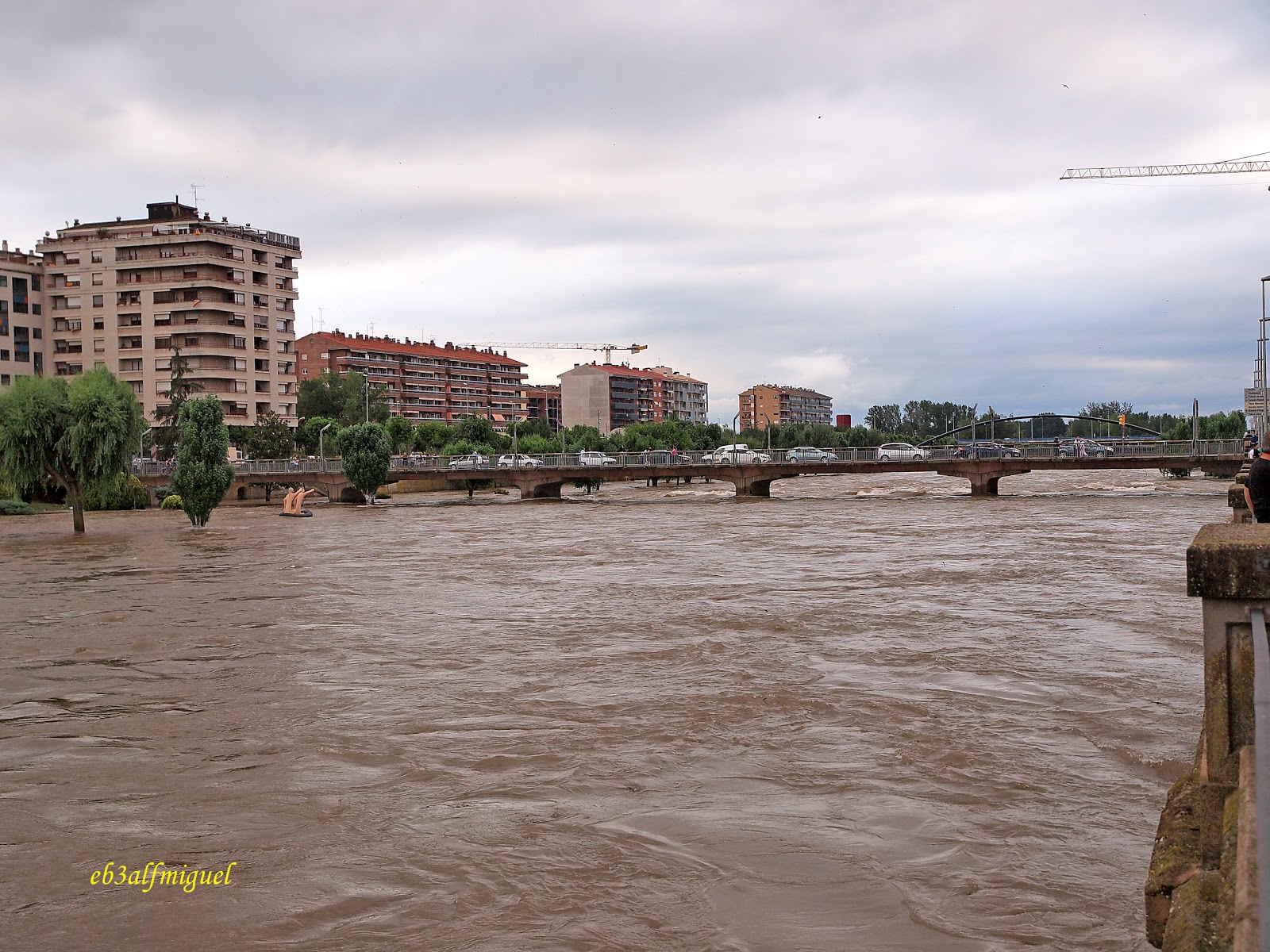 Miguel fotografia: El Segre en LLeida y Balaguer con mucha Agua