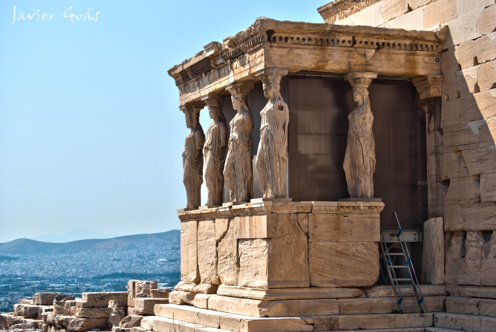 El Obturador Digital: Cariatides