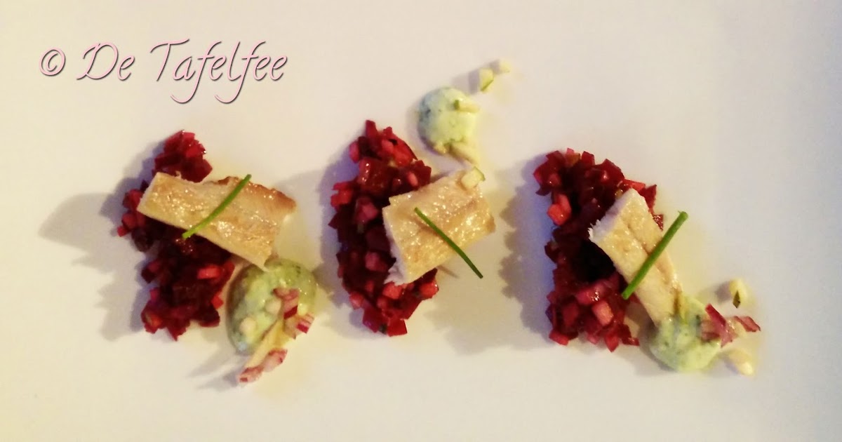 Tartaar van rode biet met gerookte paling en crème van camembert
