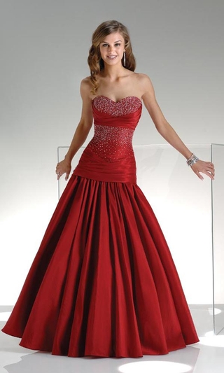 SUN SHINES: Amazing Red color Wedding Dress