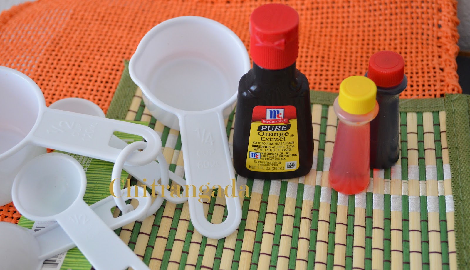 Color and Spices: Sundori komola...