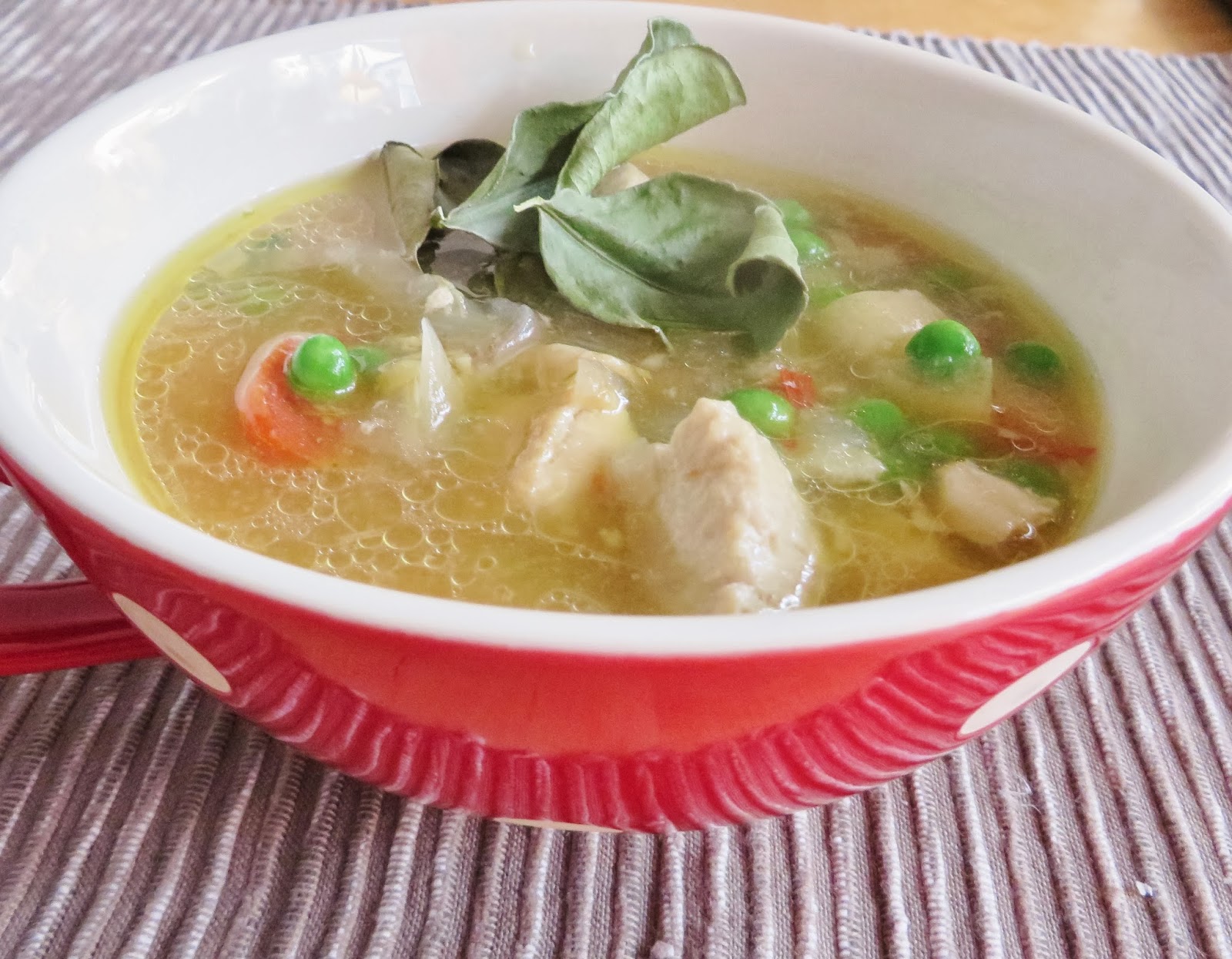 Mat och annat gott!: Asiatisk kycklingsoppa