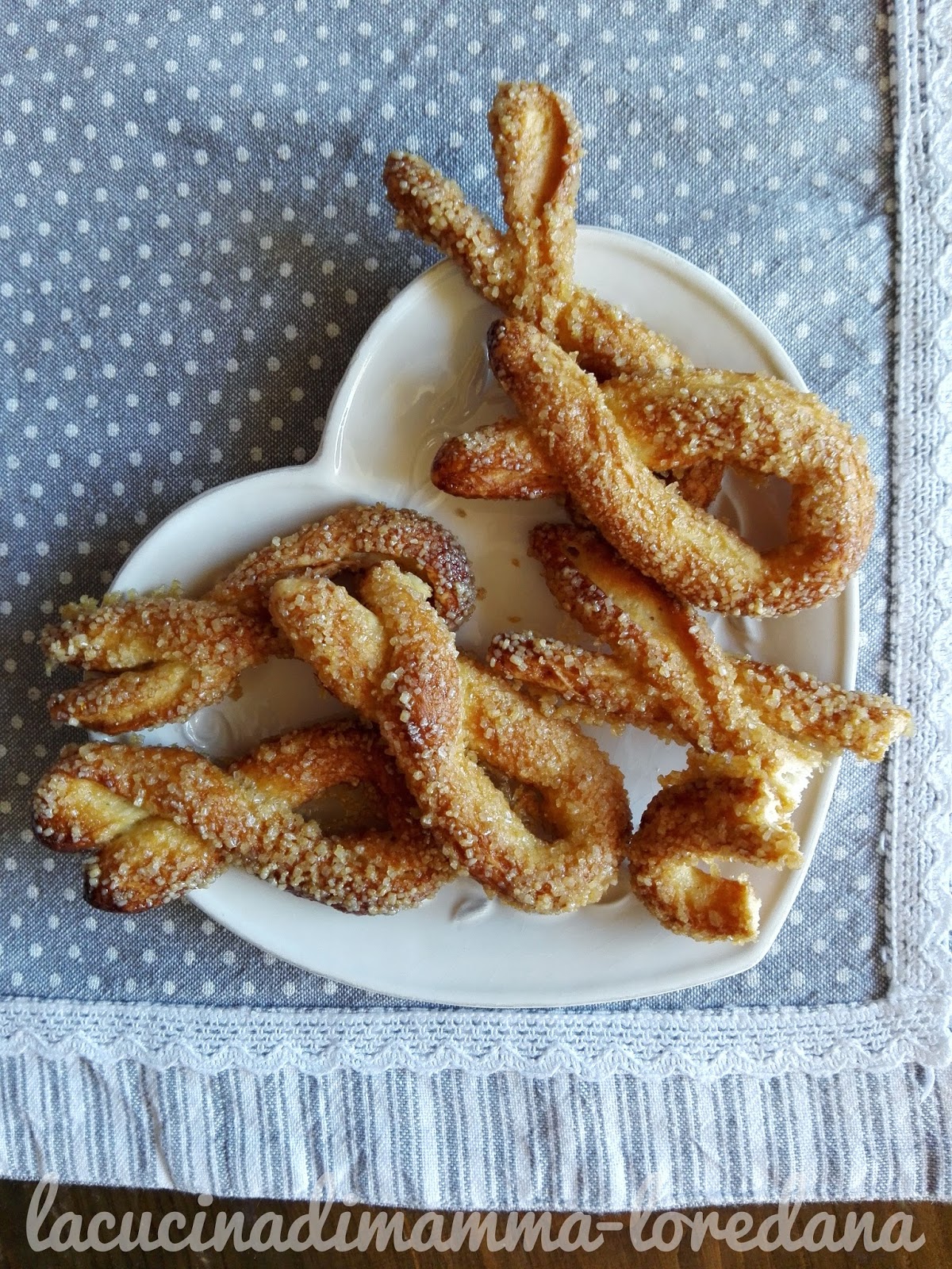 Torcetti al burro con lievito madre | la cucina di mamma