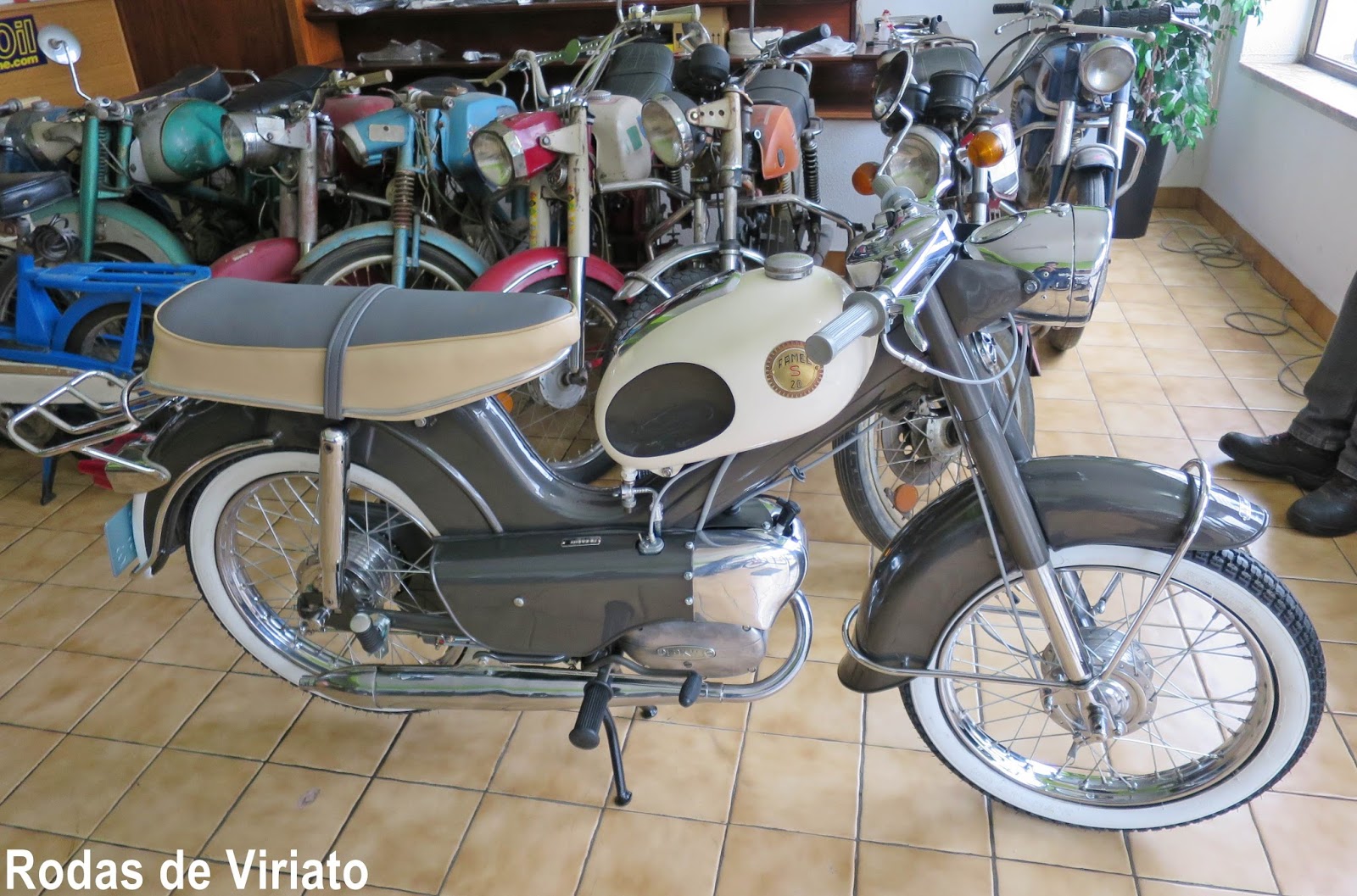 Motorizada Famel S 20 - Oficina Moto & Restauro