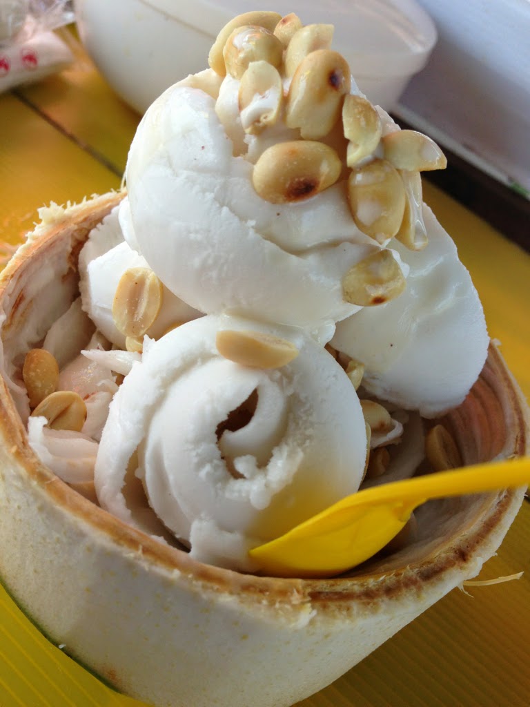 Delapa Thailand: ไอศกรีมกะทิ Coconut Milk Ice Cream