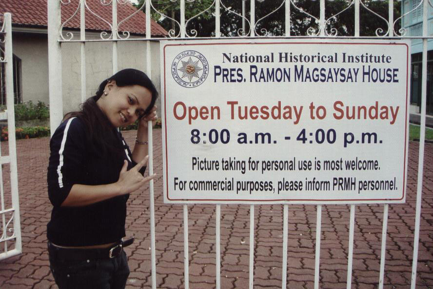 simple life's journey: President Ramon Magsaysay Residence