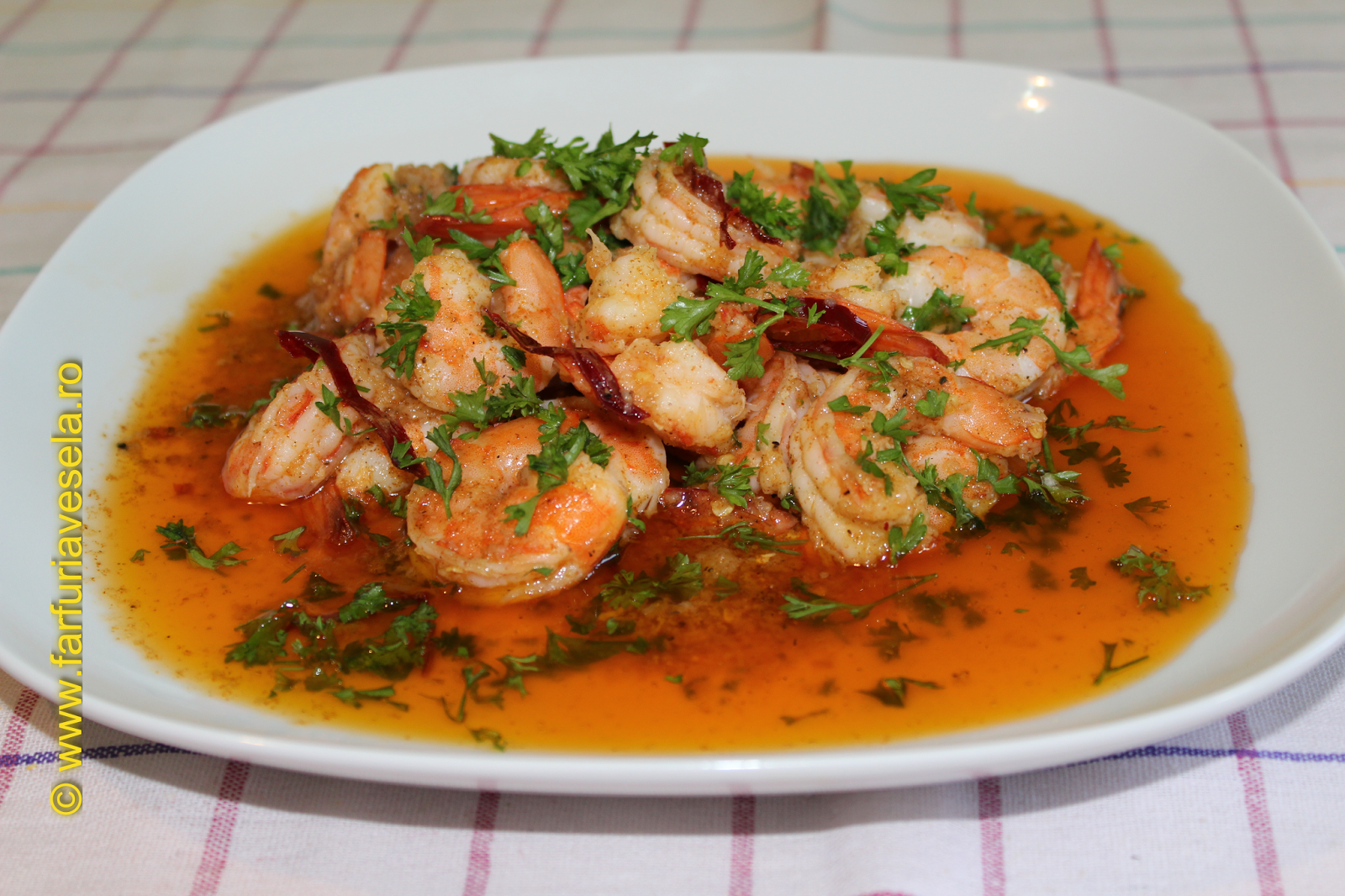 Farfuria vesela: Creveti cu sos condimentat