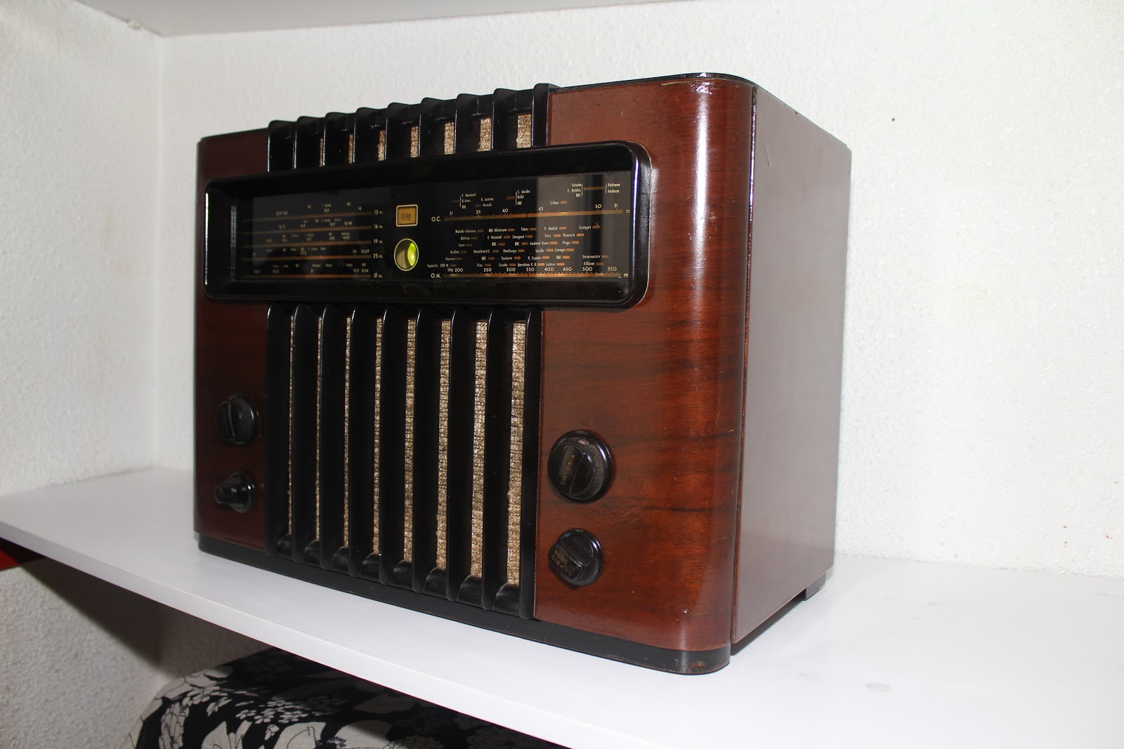 Radio Antigua: 40's