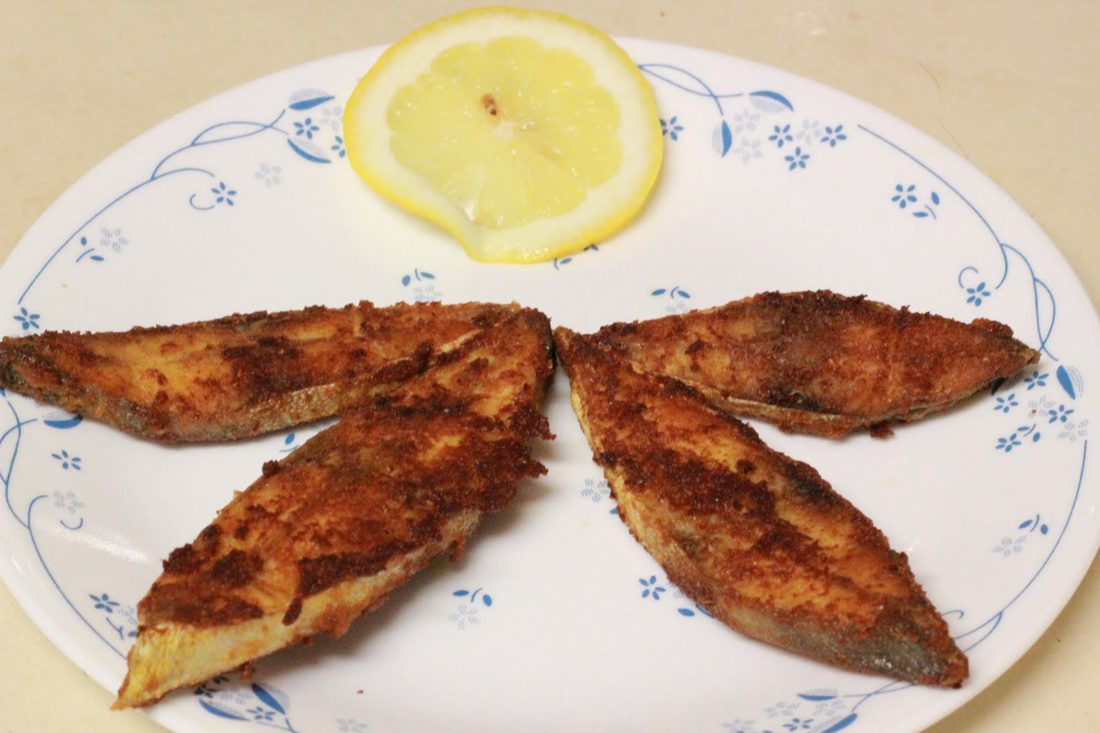 Yummsy (YUMMy+eaSY) cooking: Meen Varuval - Fish fry