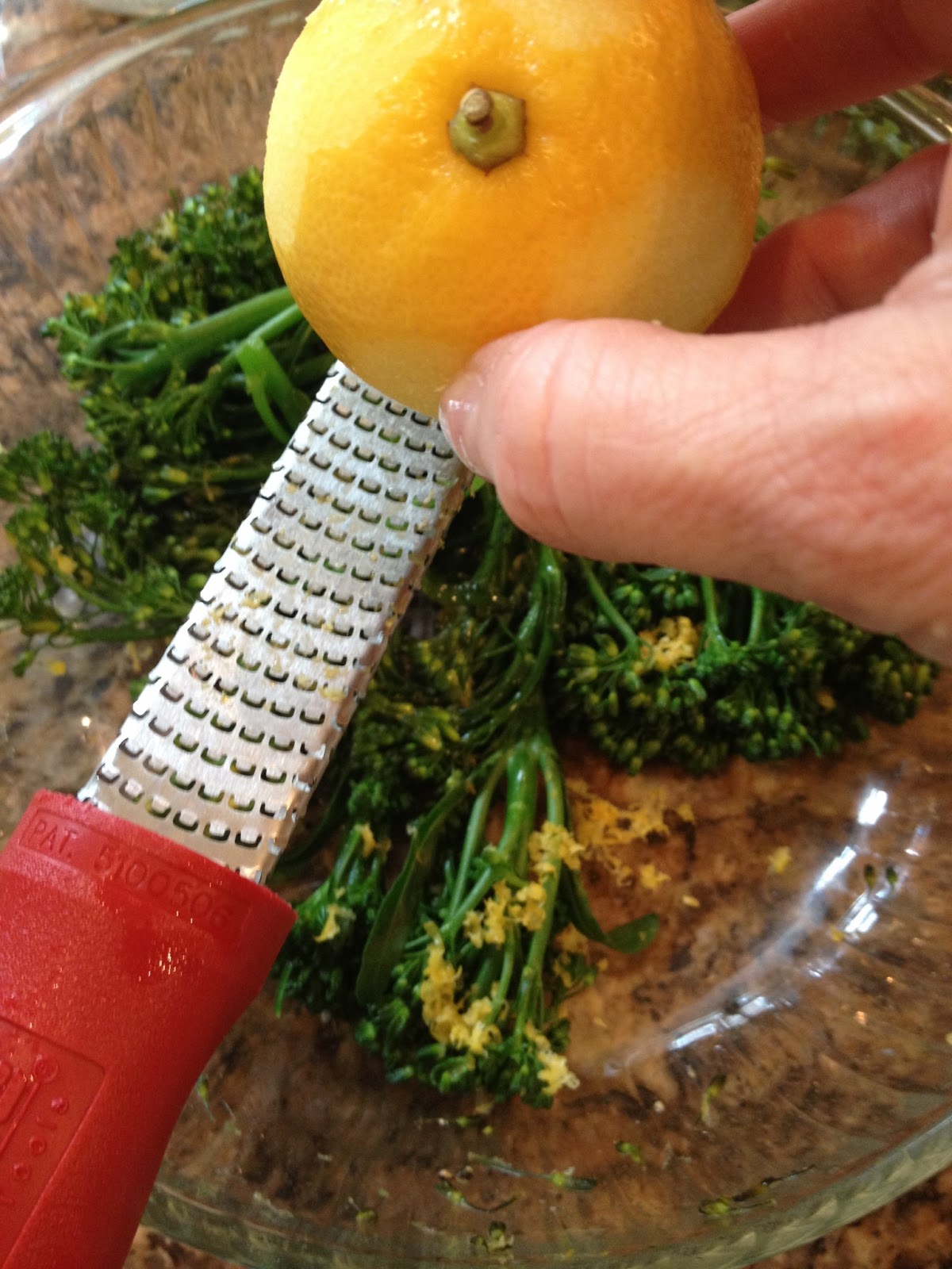 Little Magnolia Kitchen: Lemon Brocollini