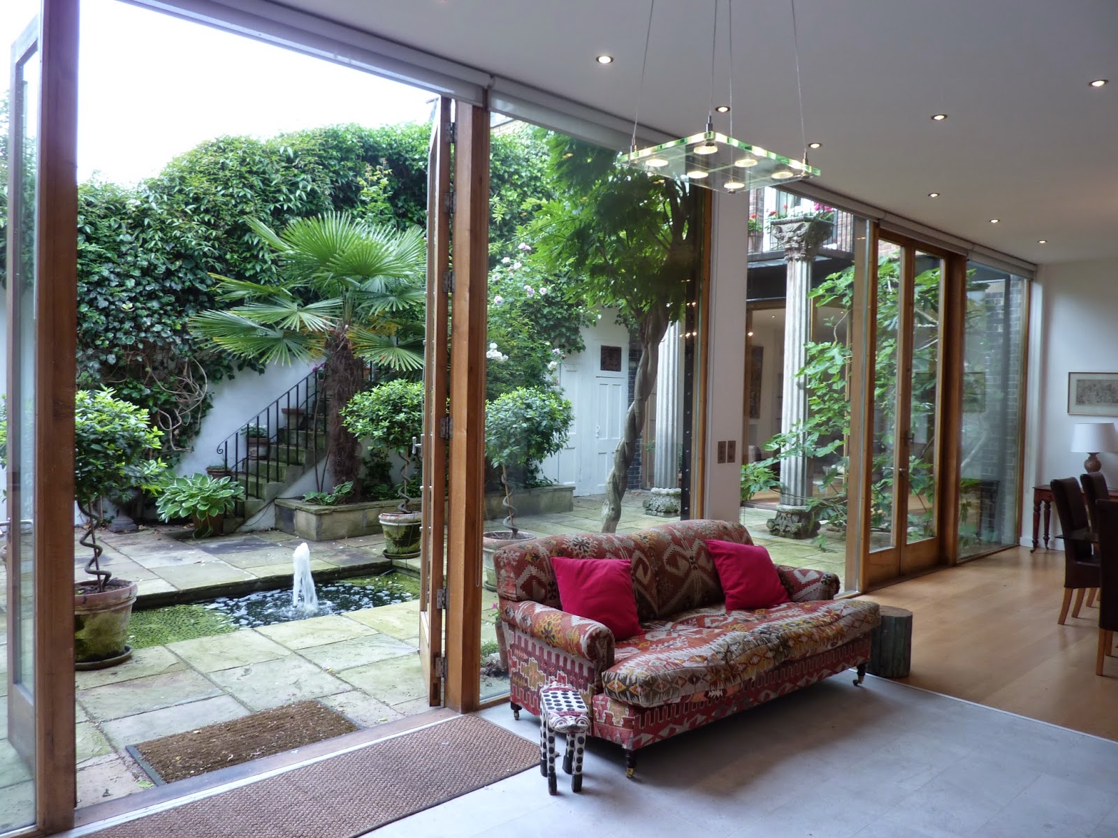 PEARL HOUSE, ROMAN WAY, ISLINGTON